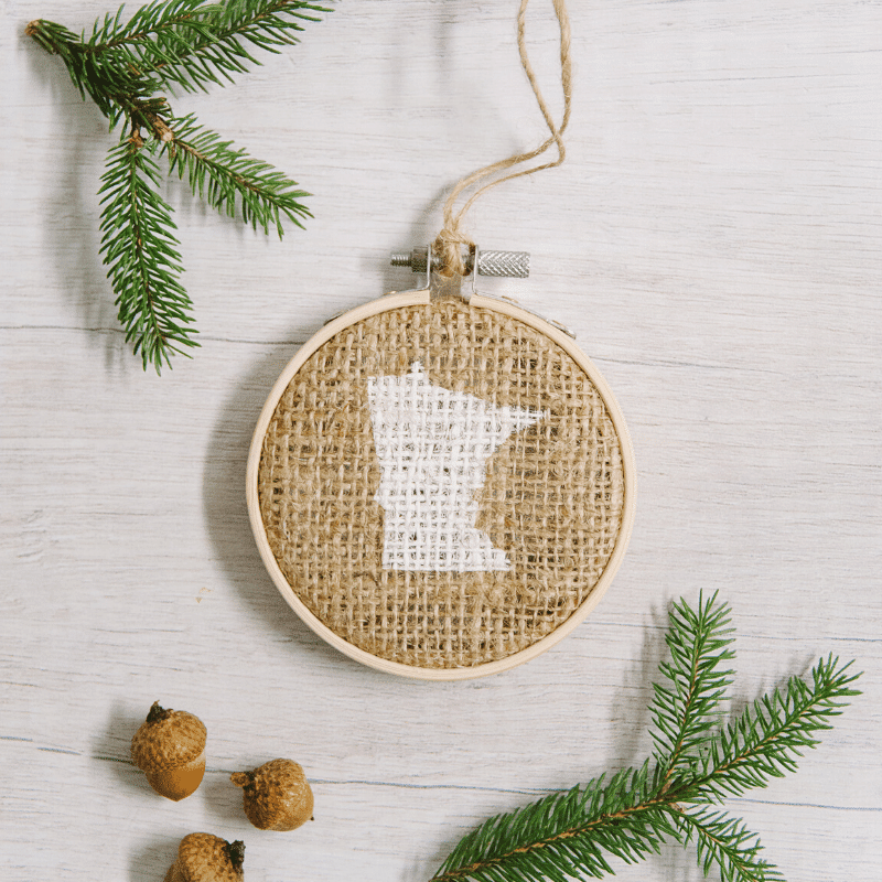 Day 26: MN Stencil Embroidery Hoop Christmas Ornament | 30 Days