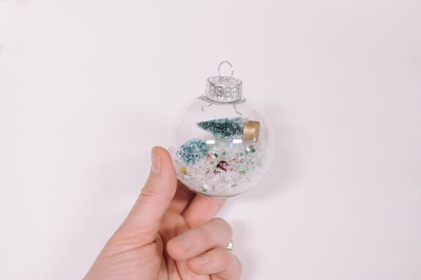 How to Make a DIY Christmas Snow Globe Ornament