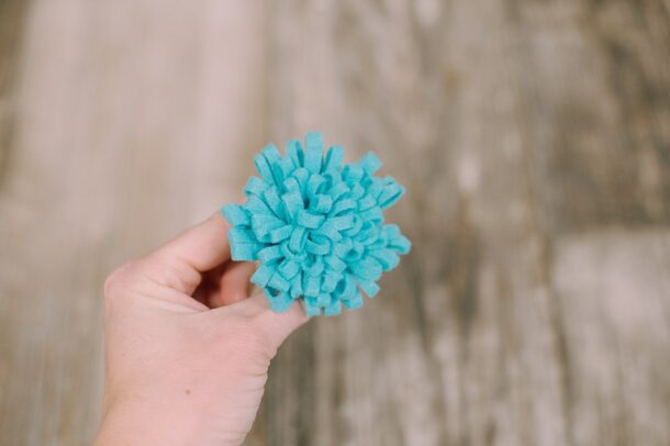 How to Make Felt Mum Flowers | DIY Mum Flower Made with Felt