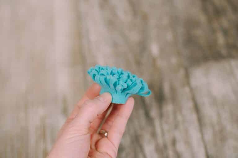 How to Make Felt Mum Flowers | DIY Mum Flower Made with Felt