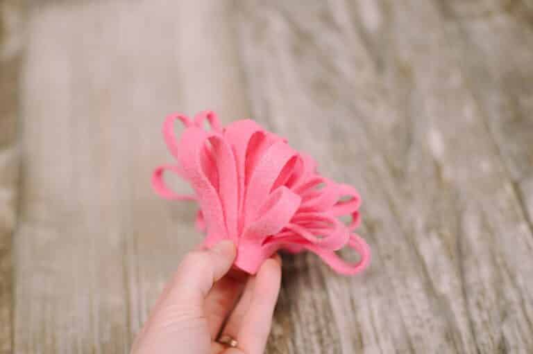 How to Make Felt Mum Flowers | DIY Mum Flower Made with Felt
