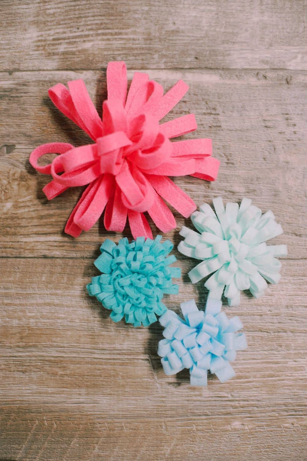 How to Make Felt Mum Flowers | DIY Mum Flower Made with Felt