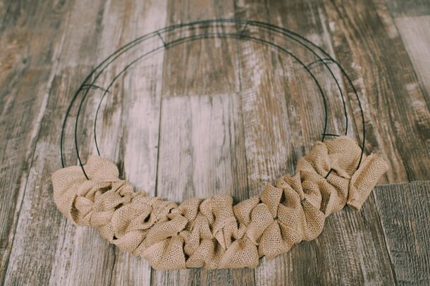 How to Make a Burlap Ribbon Wreath