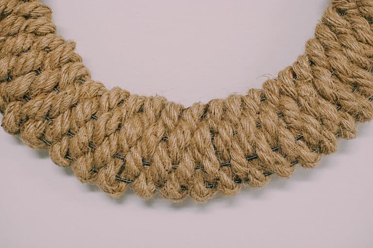 How to Make a DIY Jute Wreath