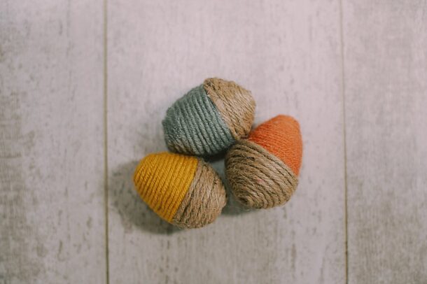 DIY Fall Acorns using Yarn-Wrapped Plastic Easter Eggs