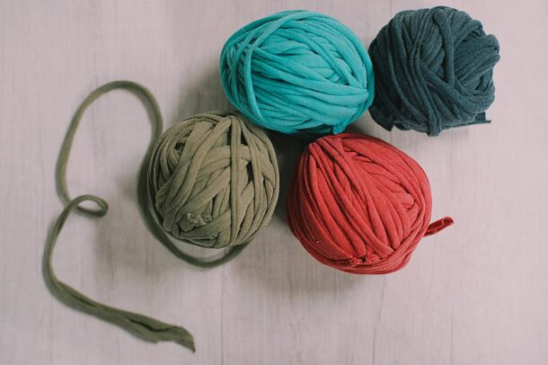 How to Make T-Shirt Yarn | How to Make Yarn Out of Old T-Shirts