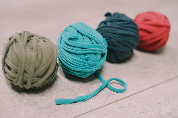 How to Make T-Shirt Yarn | How to Make Yarn Out of Old T-Shirts
