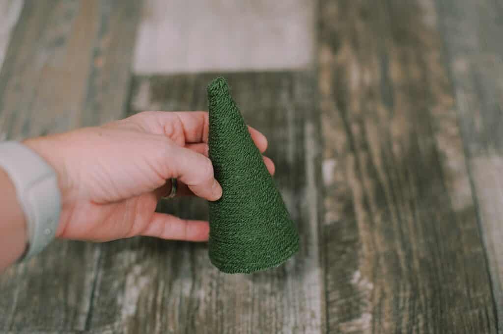 How to Make Yarn-Wrapped Syrofoam Cone Trees for Christmas