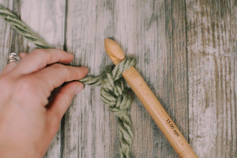 How to Make a DIY Chain Stitch Garland with Chunky Yarn - Laura Radniecki