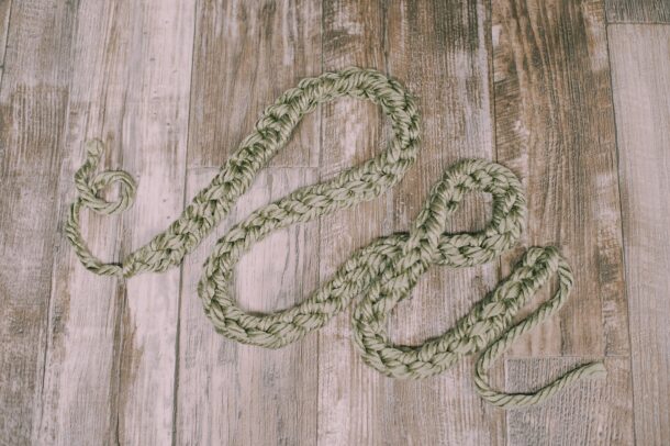 How to Finger Knit with Yarn using the Two Finger Knitting Style