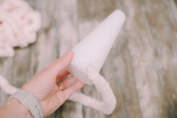 How to Make DIY Chunky Yarn-Wrapped Styrofoam Trees