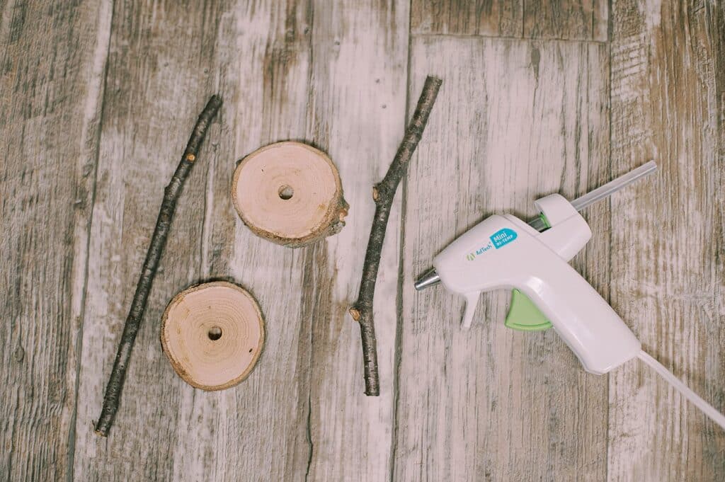 How to Make Book Page Trees | Easy Book Page Crafts - Laura Radniecki