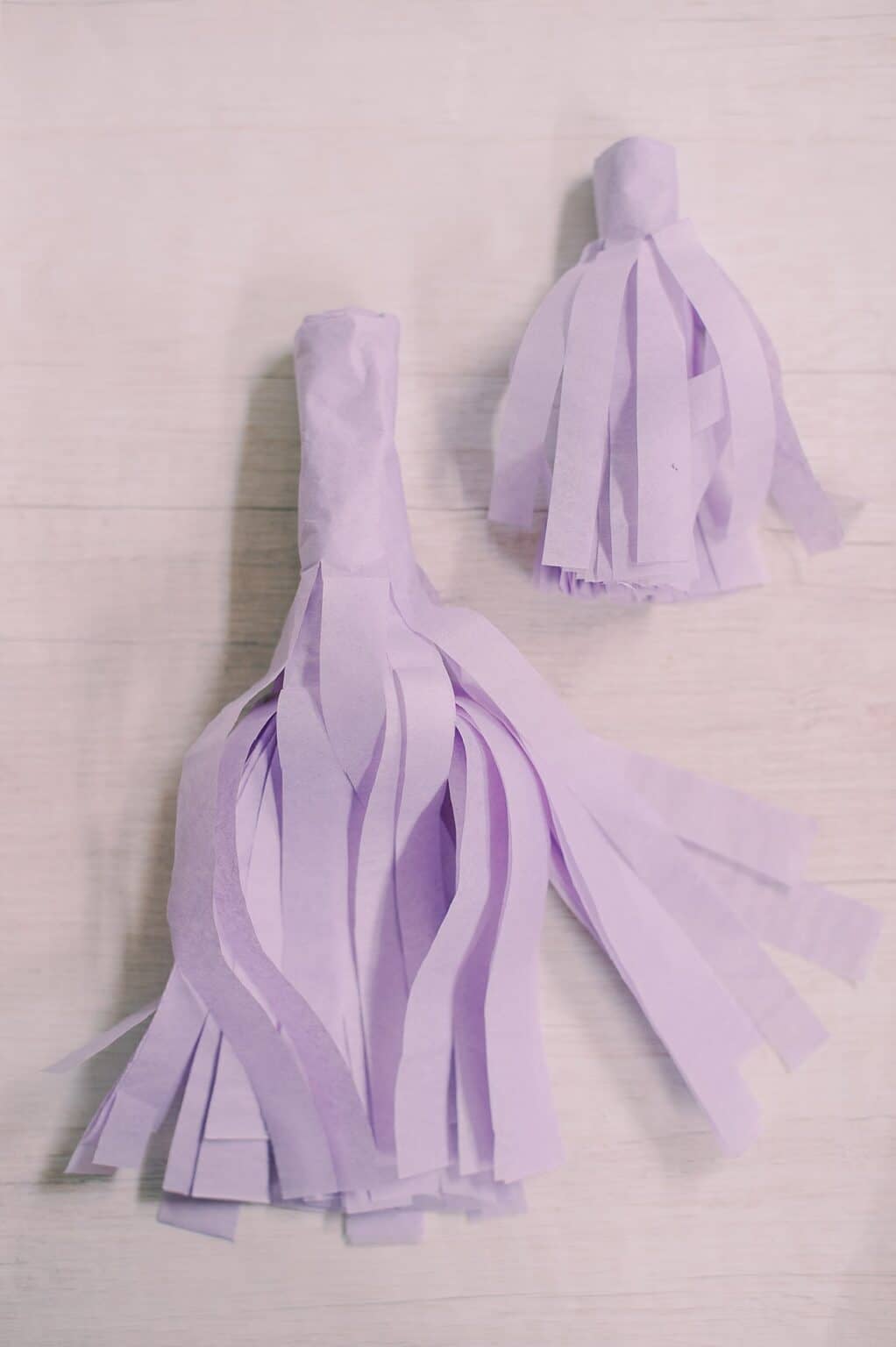 How to Make Tissue Paper Tassels | DIY Tissue Paper Crafts - Laura ...