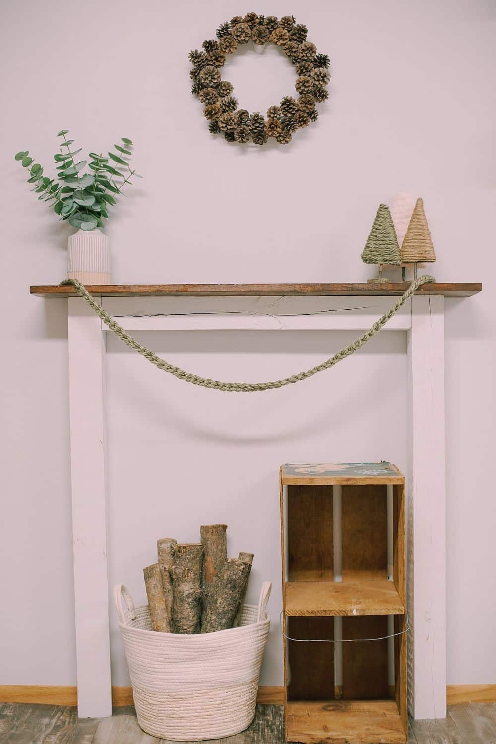How to Make a DIY Chain Stitch Garland with Chunky Yarn - Laura Radniecki