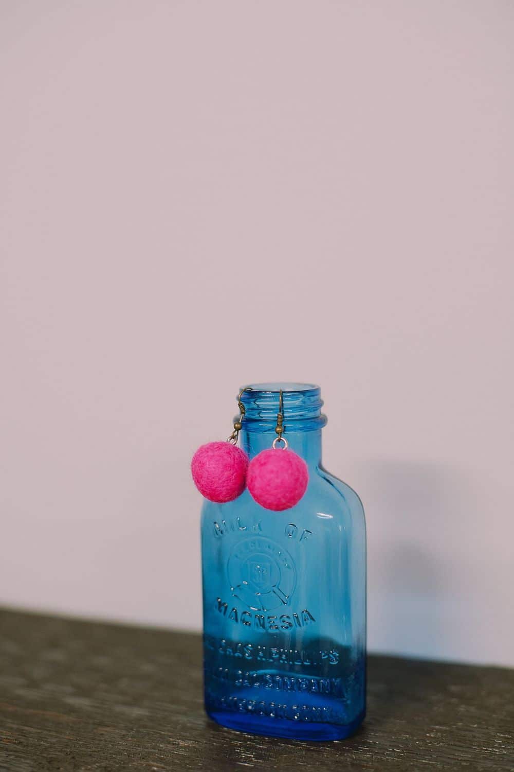 How to Make Felt Ball Earrings | Felt Ball Jewelry Ideas - Laura Radniecki