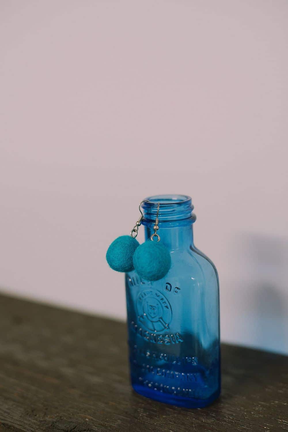 How to Make Felt Ball Earrings | Felt Ball Jewelry Ideas - Laura Radniecki